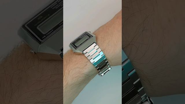 RICOH riquartz. Редкая японская модель часов