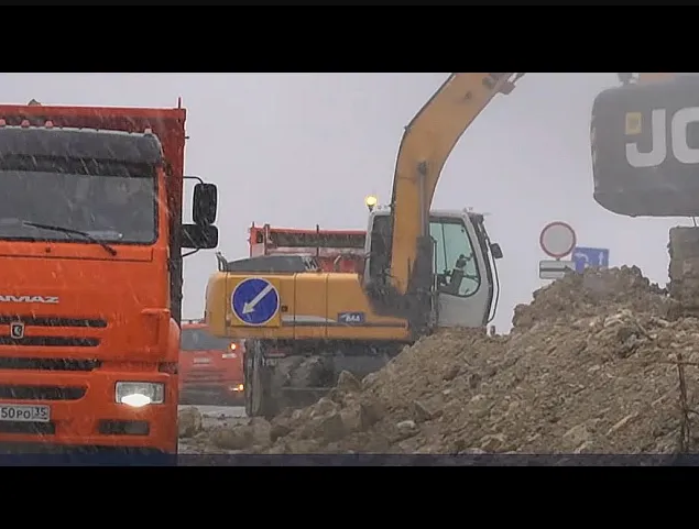 Обвал на Президентской трассе восьмой этап трассы Таврида работы ведутся круглосуточно дорога открыт