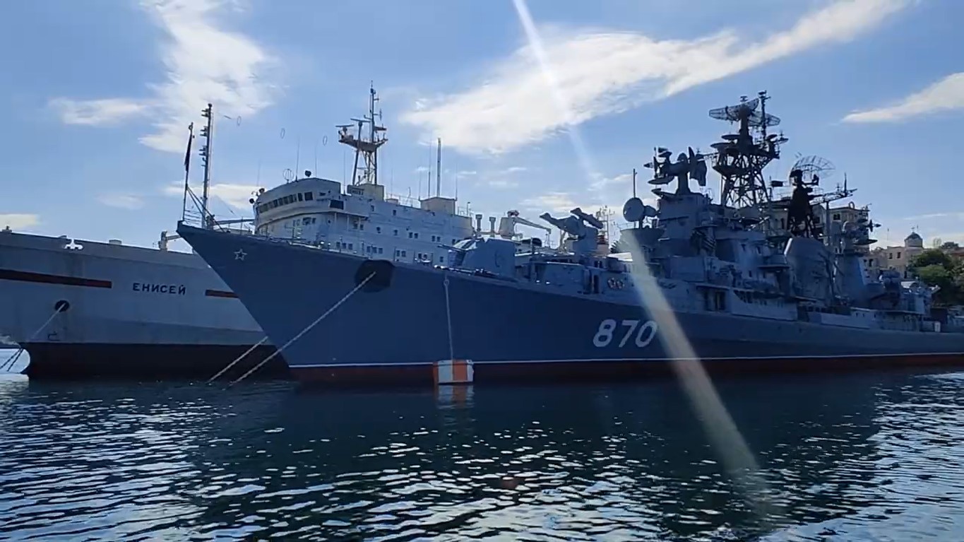 Морская экскурсия по бухтам Севастополя.