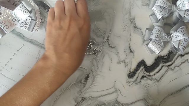 Галстук для девочек.