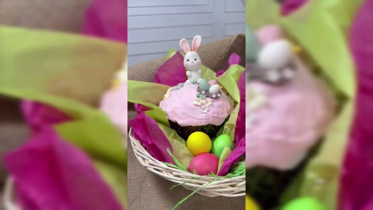 Корзина с куличом и крашеными яйцами "Светлая Пасха" | Арт-кондитерская С. Магаева