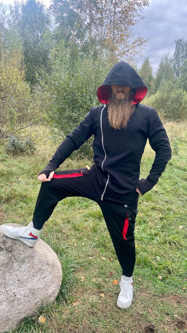 Черный городской ассасин