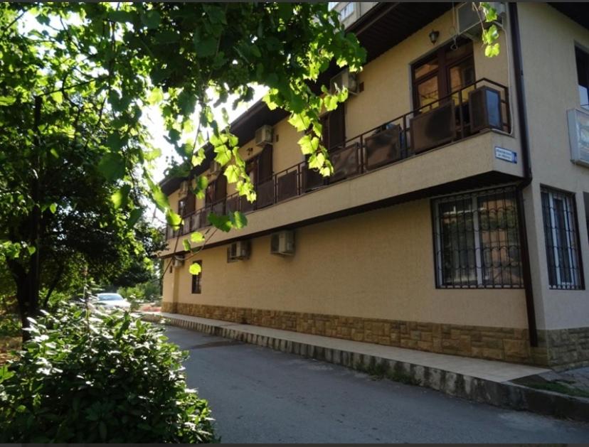 Гостиницы в Гагре рядом с морем. Отдых в центре Гагры. «Sea» МИНИ-ОТЕЛЬ