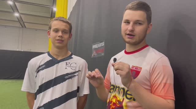 Разминаем ножки перед играми. Тренировочка.