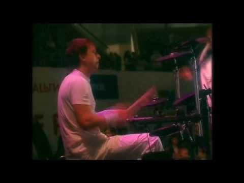 "Мираж" и "Волшебники двора" - "Музыка нас связала" (Лужники, 2010)