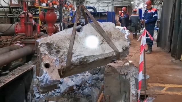 демонтажные работы: алмазное бурение + гидроклин