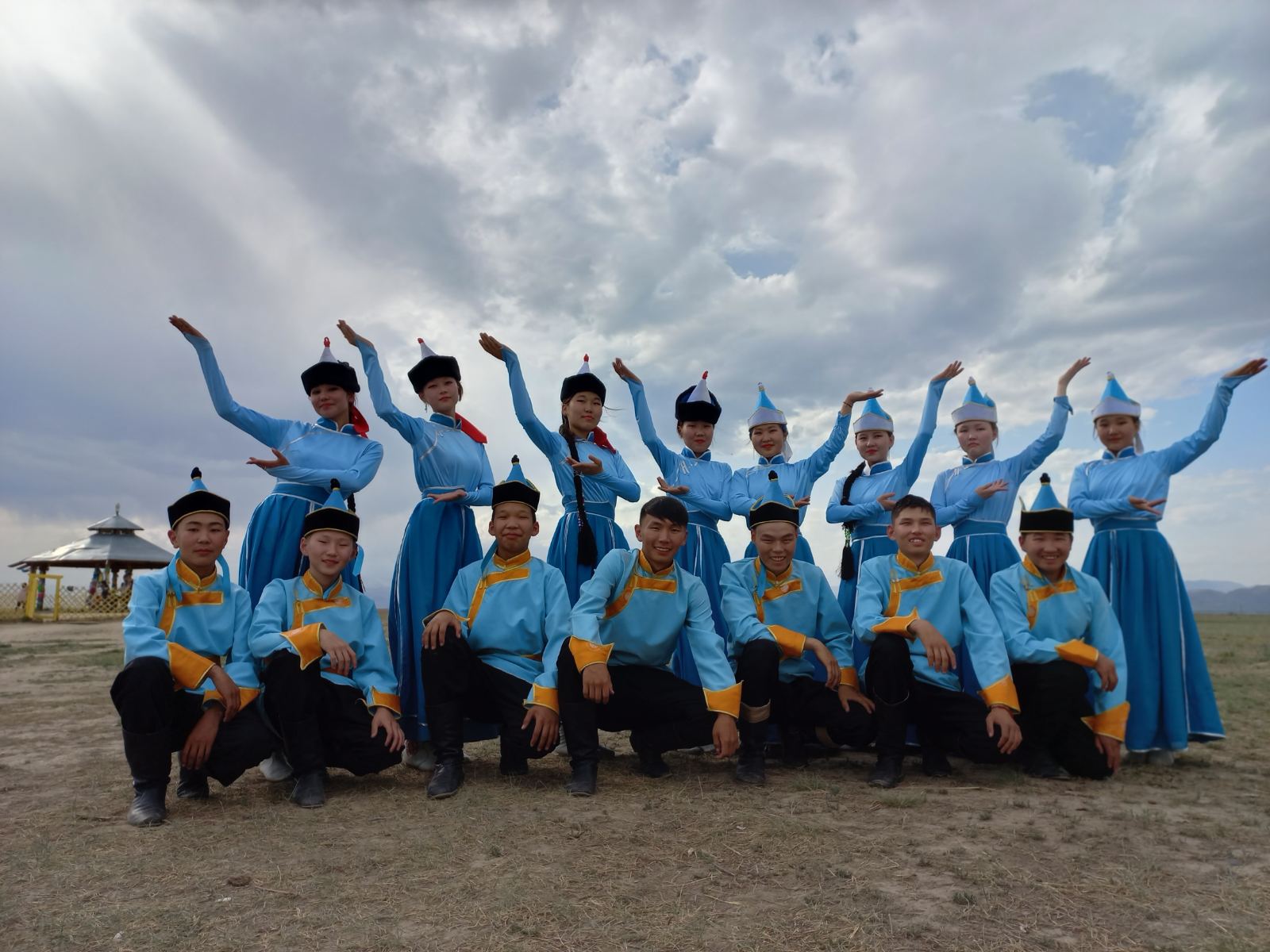 Угулза.mp4,Танцы плюс,  с Тээли