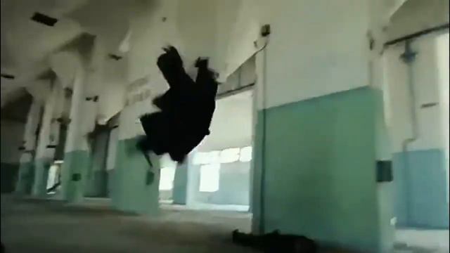 Такси 2 (Taxi 2, 2000) - Трейлер к фильму