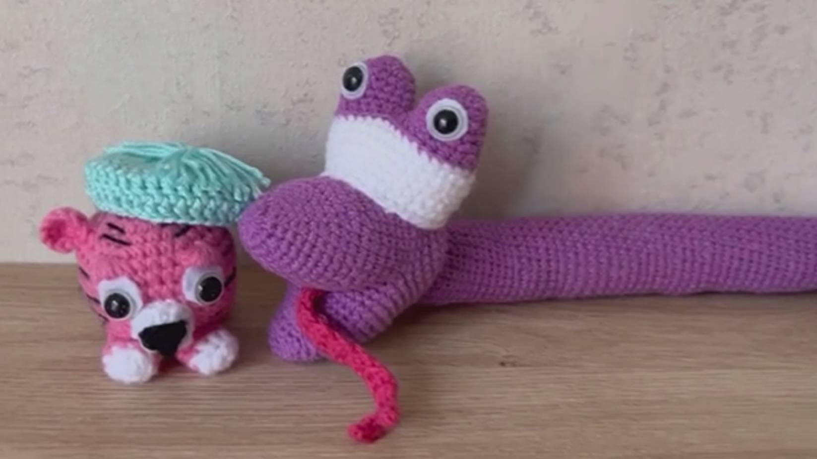 Змейка Фиалка в дом пришла. радость веселье в дом принесла Часть 2