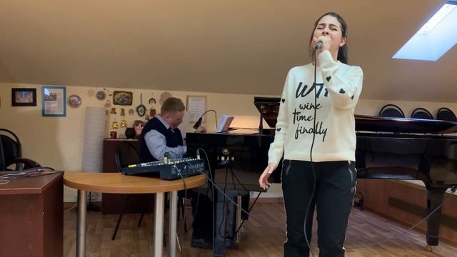 Лилиана Апроян, 19 лет, Москва, Филипп Киркоров - Лунный гость