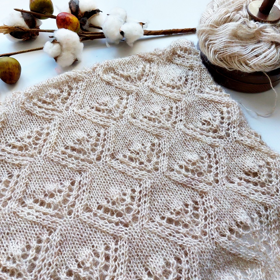 Ажурный палантин