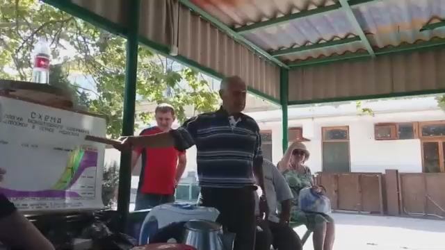 Миленин. Годовой цикл развития пчелосемьи.