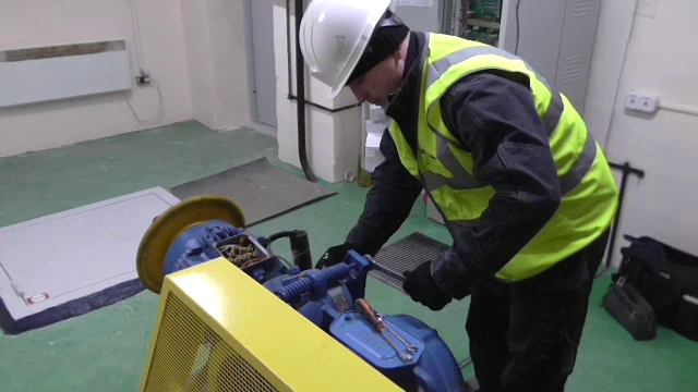 ЦОК. Экзамен (НОК) по квалификации ″Электромеханик по лифтам″. Часть 3