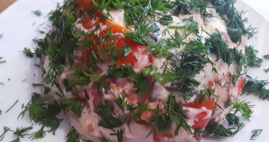 Салат Нежность ну очень нежный и обалденно вкусный.mp4