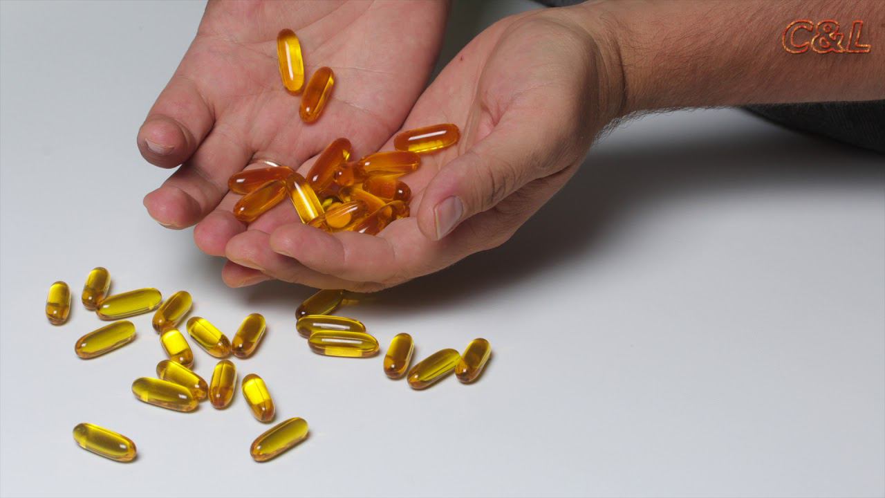 Лечение таблетками, каплями и другимифармацевтическими средствами. Контенст для фотобанков