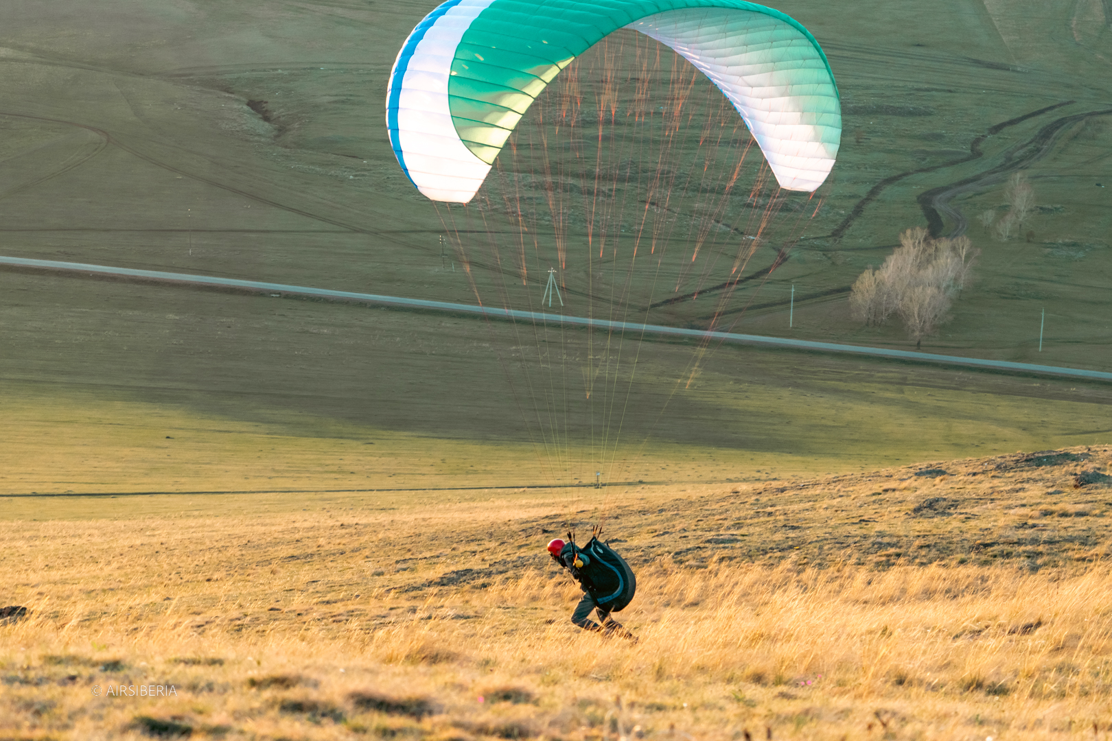 Прогресс Саши - все-в-порядке на парапланерном интенсиве в Красноярске и Хакасии