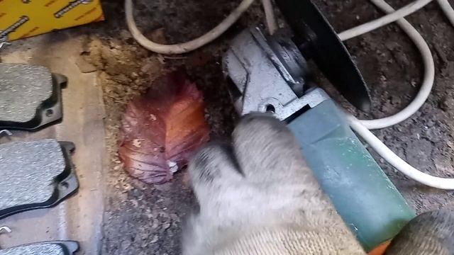 Лайфак на дешёвые тормозные колодки