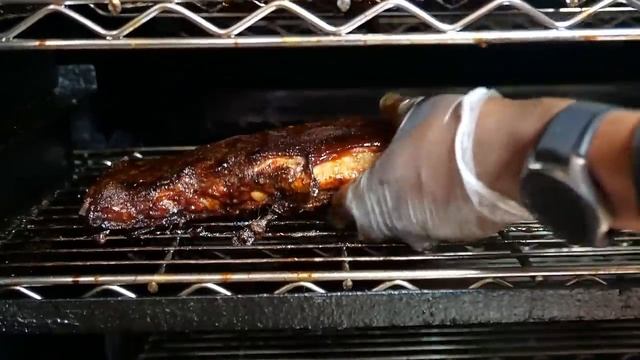 Американская кухня - РЕБРЫШКИ С ГОВЯЖЬЕЙ ГРУДИНКОЙ БАРБЕКЮ Hudson Smokehouse NYC