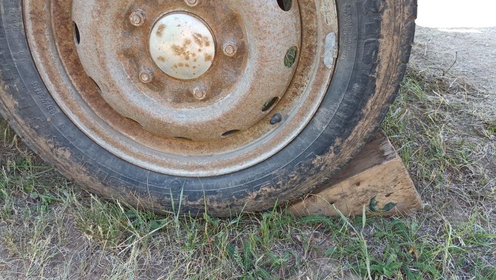 Противооткатное устройство (башмак) для автомобиля