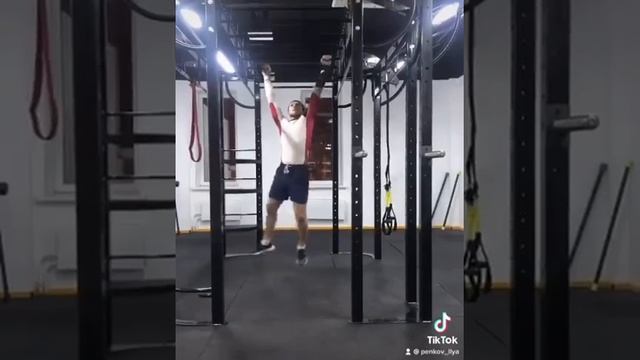 ПОДТЯГИВАНИЯ НА РУКОХОДЕ.mp4