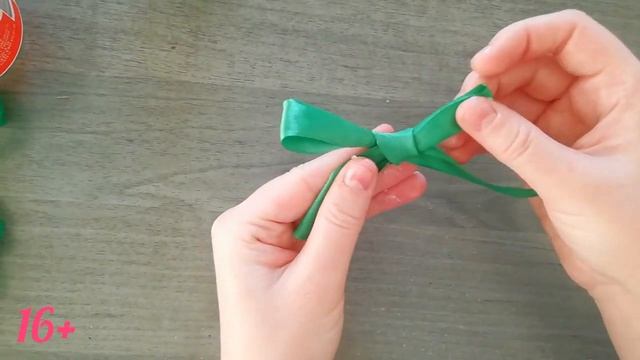 Поделки из шишек на елку/Новогодние шишки