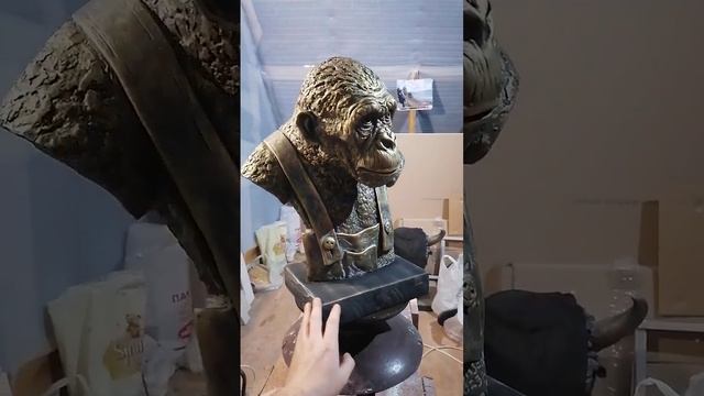 Скульптура "Бинго бонго".