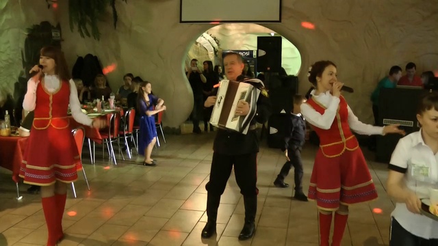 ШОУ- ФОЛК ГРУППА" ИВАН ДА МАРЬЯ"-ПОПУРРИ