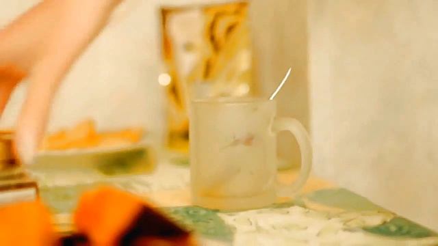 Восемь Тридцать Два