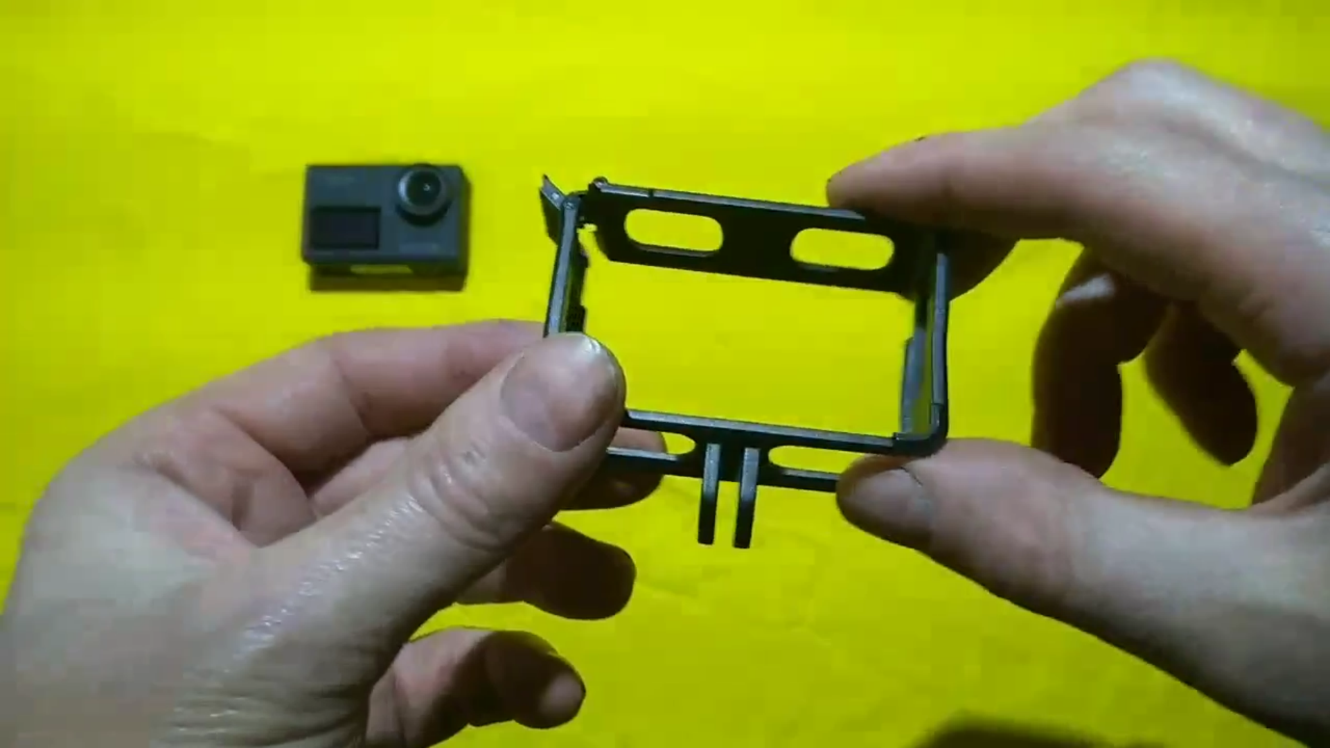 Как вставить экшн-камеру в рамку.