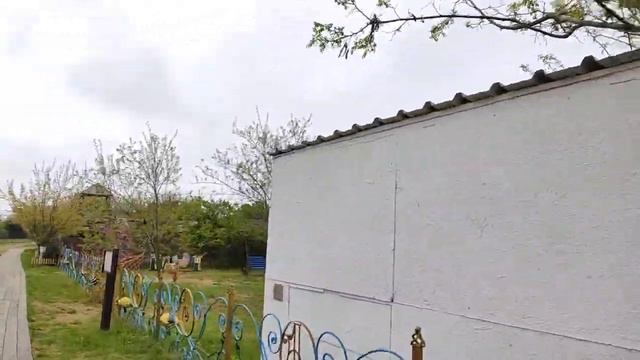 Тамань. 5.05.2022. Казачья деревня Атамань. Прогулка. Обзор. Собираюсь жениться.