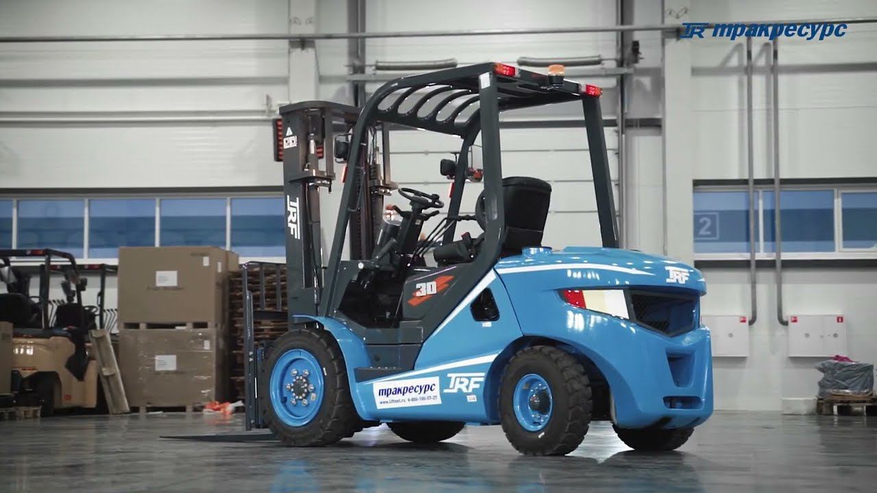 Вилочный погрузчик с ДВС TRF 3 серия