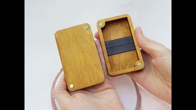 Магнитная игольница коробочка Авокадо. Подарочная деревянная игольница с декором из полимерной глины
