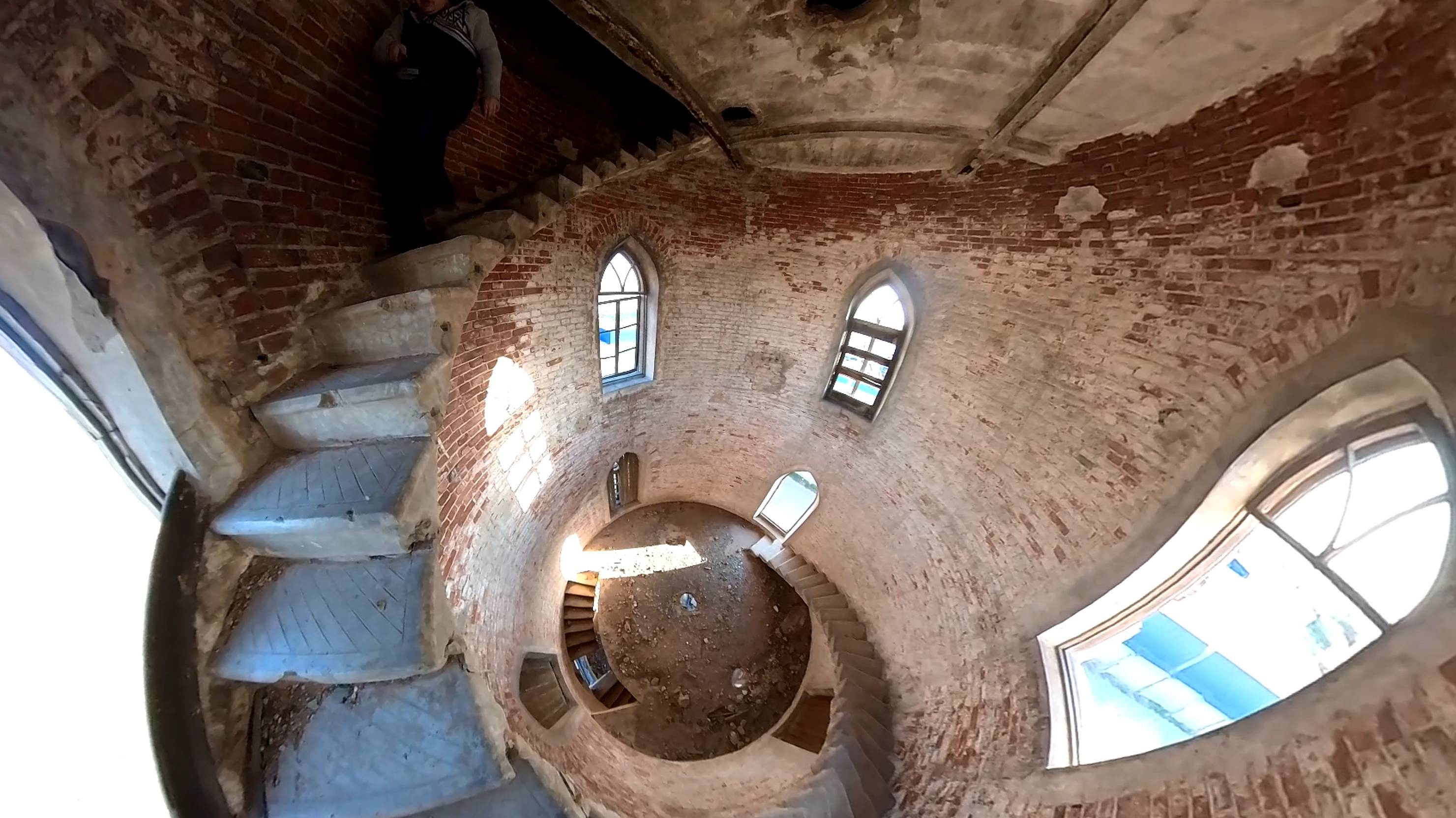 Башня (Двум сталкерам Башню снесло)