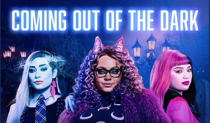 Школа Монстров: Кино "Coming Out of the Dark" | перевод на русский (русские субтитры)| Monster High