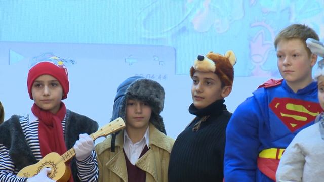 Новогодний праздник в школе Самбо-70 для 6-ых классов