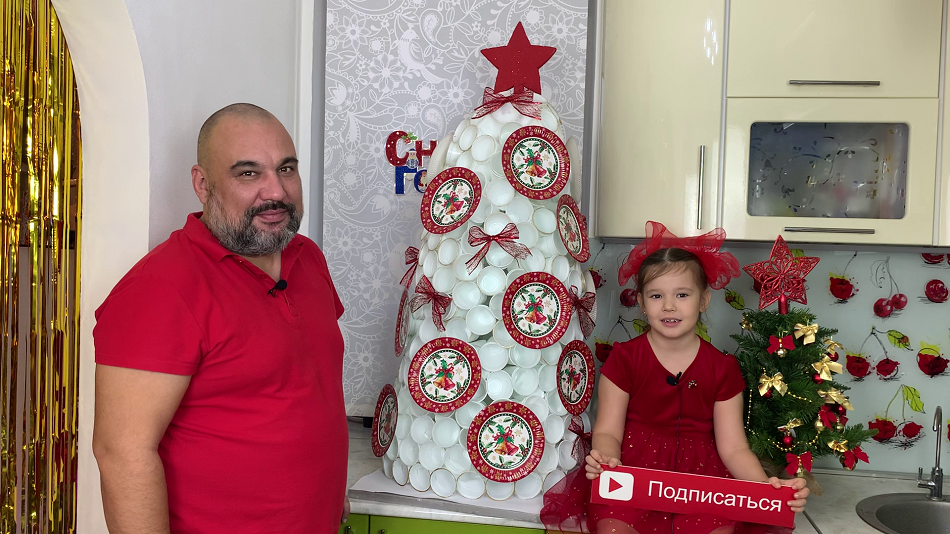 Делаем Ёлочку ?из одноразовых стаканчиков ?// #ИзабеллаЛайк