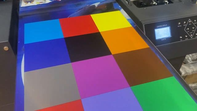 УФ принтер FS-4060uv с печатающими головками Xaar 1201 печать смесевых плашек на стекле