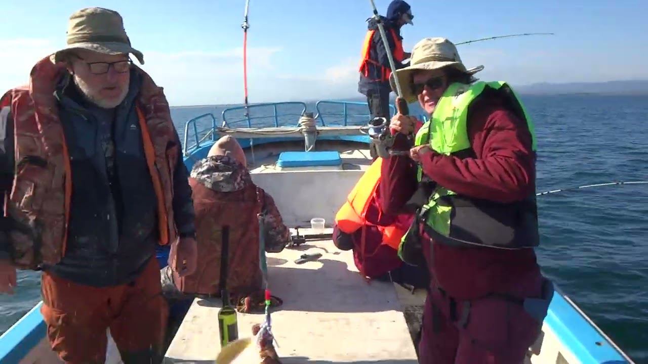 Сахалин. Рыбалка. 2 камбалы.