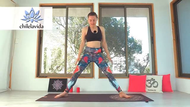 ЙОГА за 10 МИНУТ - Йога Стоя - Хатха Йога для Начинающих - Утренняя Йога chilelavida