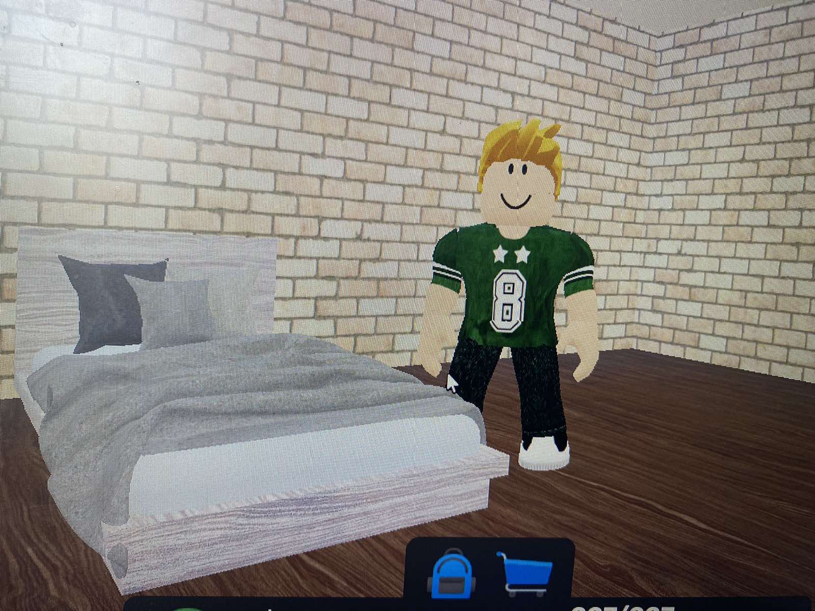 Играю в Жизнь стримера (Roblox)