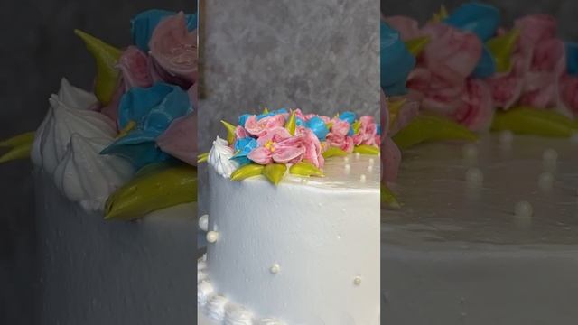 Торт "Молочная девочка" с разрезом