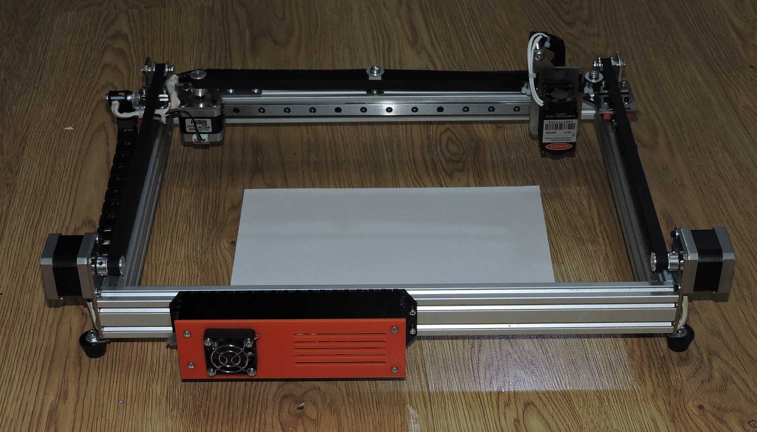 Выжигание по коже на рамном станке  формата А4