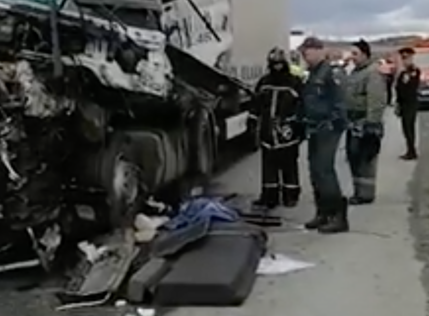 Крупное ДТП на автодороге Пермь-Екатеринбург