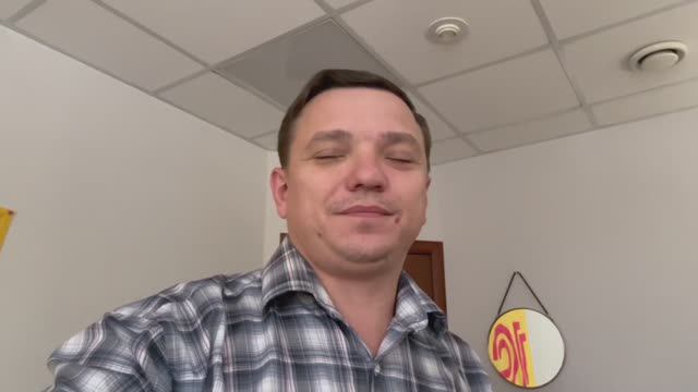 Как сохранить базу данных 1С