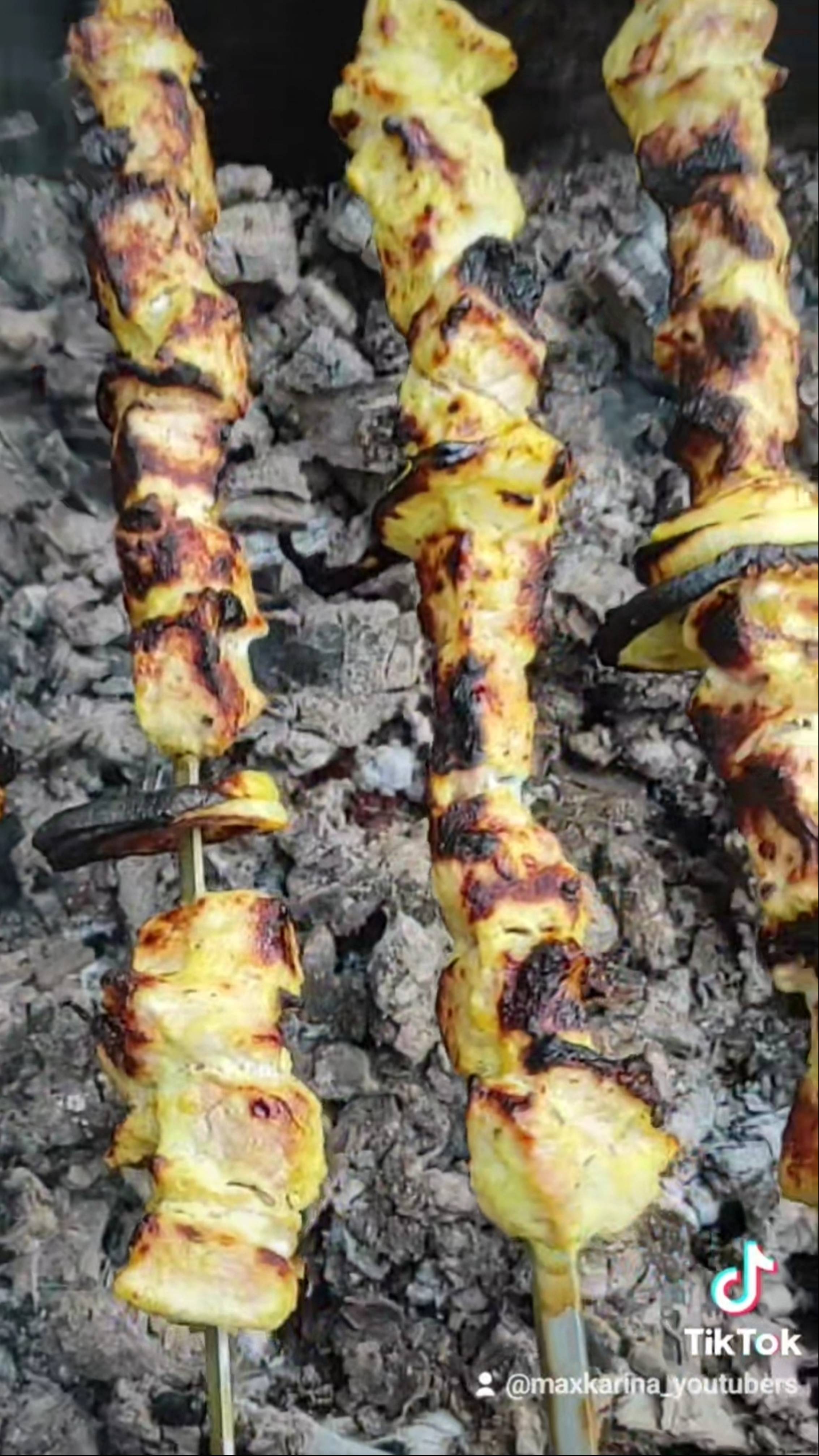 День Рождения - шашлык на кефире. Вкусно и просто.