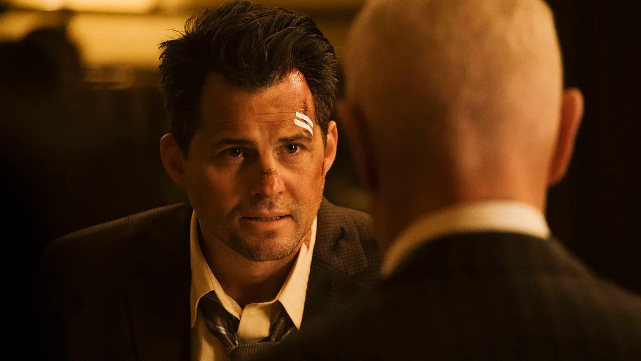 Он случайно переносится на Неизвестную планету, где сейчас 2045 год и миром правит сатана | Пересказ