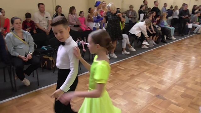 06 - Дети 2 (Е класс) La (3 танца) 1/2 F