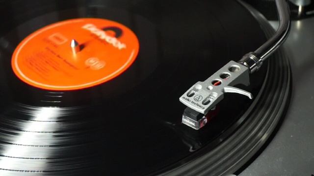 Bert Kaempfert – Glorious LP ( треки Till и Symphony)