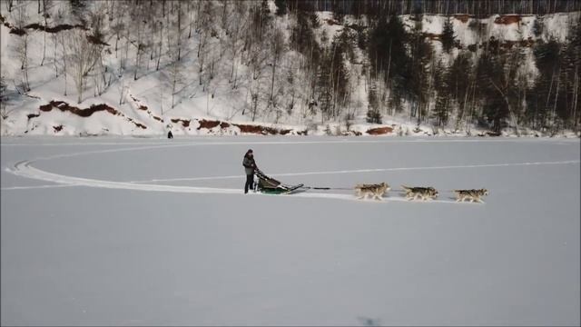 Тобогган для перевозки грузов и катания пассажиров