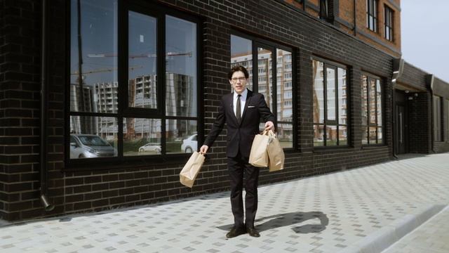 Развитая инфраструктура – это когда вам не обещают, что через 5 лет рядом с домом будет детский сад.